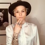 JULIA 🤟🏼, - Austria | Keepface