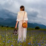 INÉS + CHLOE •, Science / Education - | Keepface