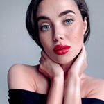 K Ó R B E S S, - | Keepface