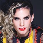 María Bernal, Auto - | Keepface