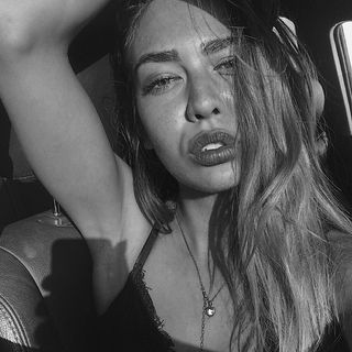 𝒜𝓃𝒹𝓇𝑒𝒶, Fashion - Spain | Keepface