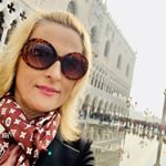 Val🍁Travel & Style Blogger, Beauty - Canada | Keepface